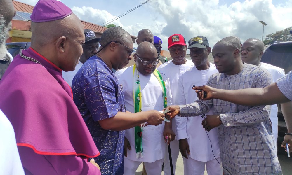 PROF. GREG IBE GIVES SUCCOUR TO HELPLESS AS HE OFFSETS MEDICAL BILLS AT ...